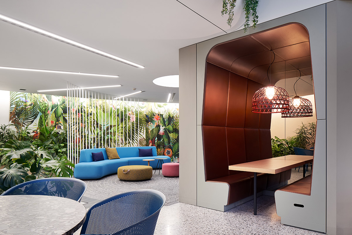 Die Agentur Roman Klis in Herrenberg ist als New Work Office mit ...